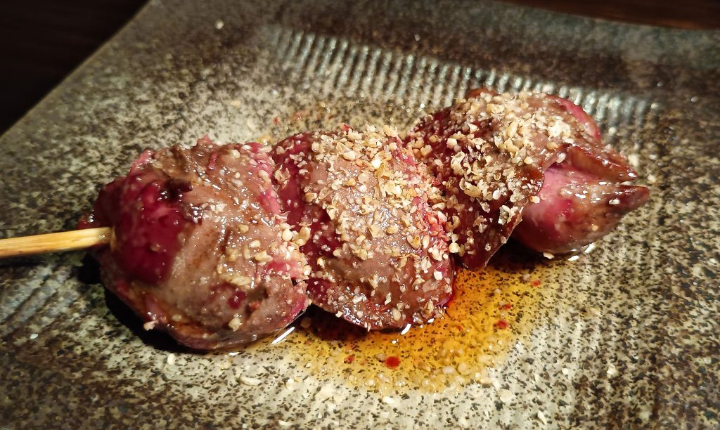 【幸せ運ぶ串焼き】鳥取市弥生町の 串焼き・旬菜 紅乃酉 | とりたべ – 「食パラダイス鳥取県」魅力発信サイト【TORiTABE】
